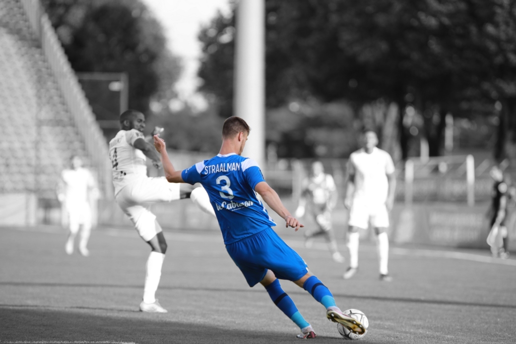 GF38. Rupture partielle des ligaments croisés pour Straalman